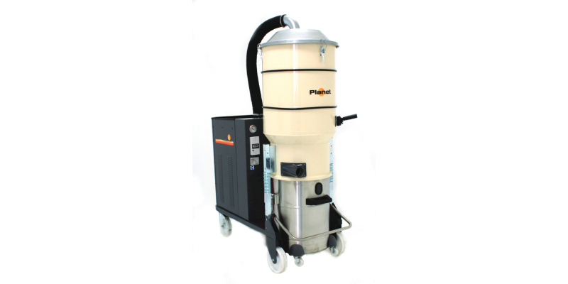 IP Cleaning's heavy-duty industrial vacuum cleaner - Clean India Journal